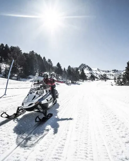 Snowmobile excursions in Andorra | Grandvalira